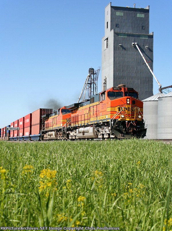 BNSF 5071